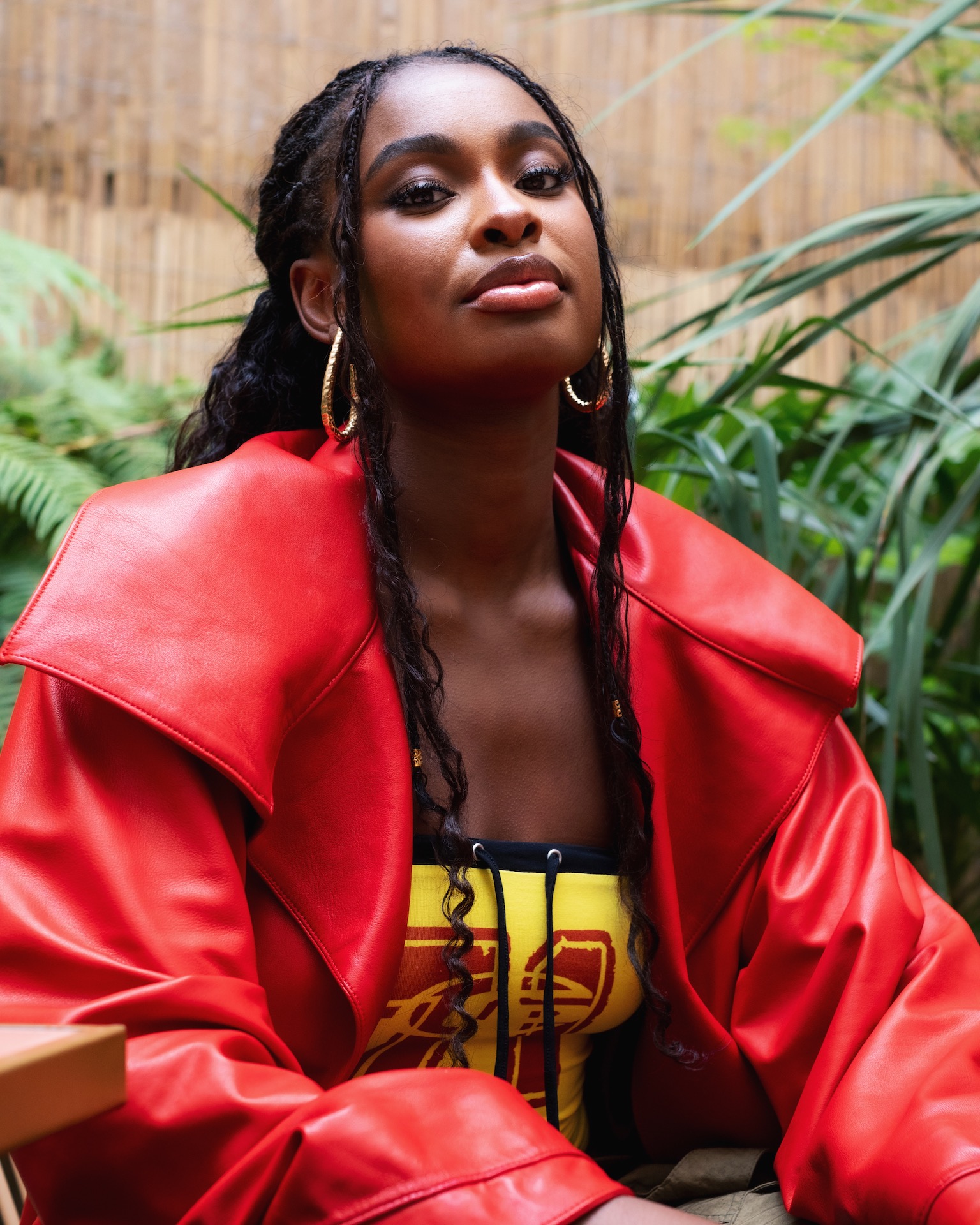 COCO JONES : LA NOUVELLE ÉTOILE MONTANTE DU R&B ET DU CINÉMA – DA VIBE